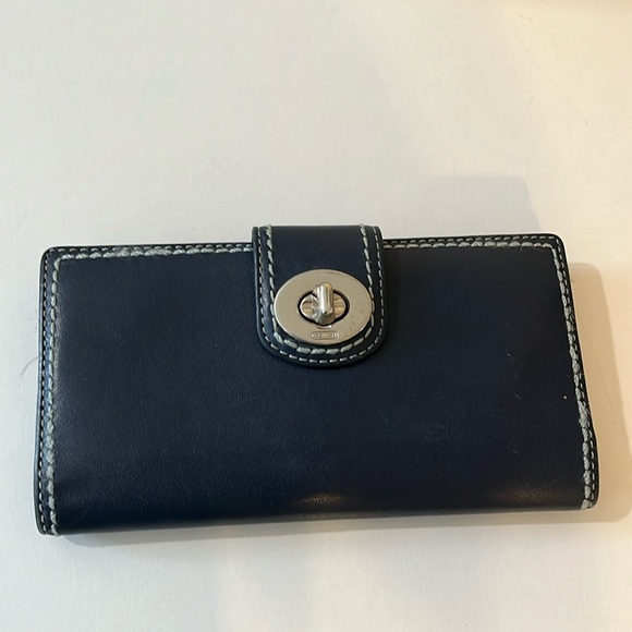 Coach | Bags | Coach Turnlock Bifold Wallet | Poshmark